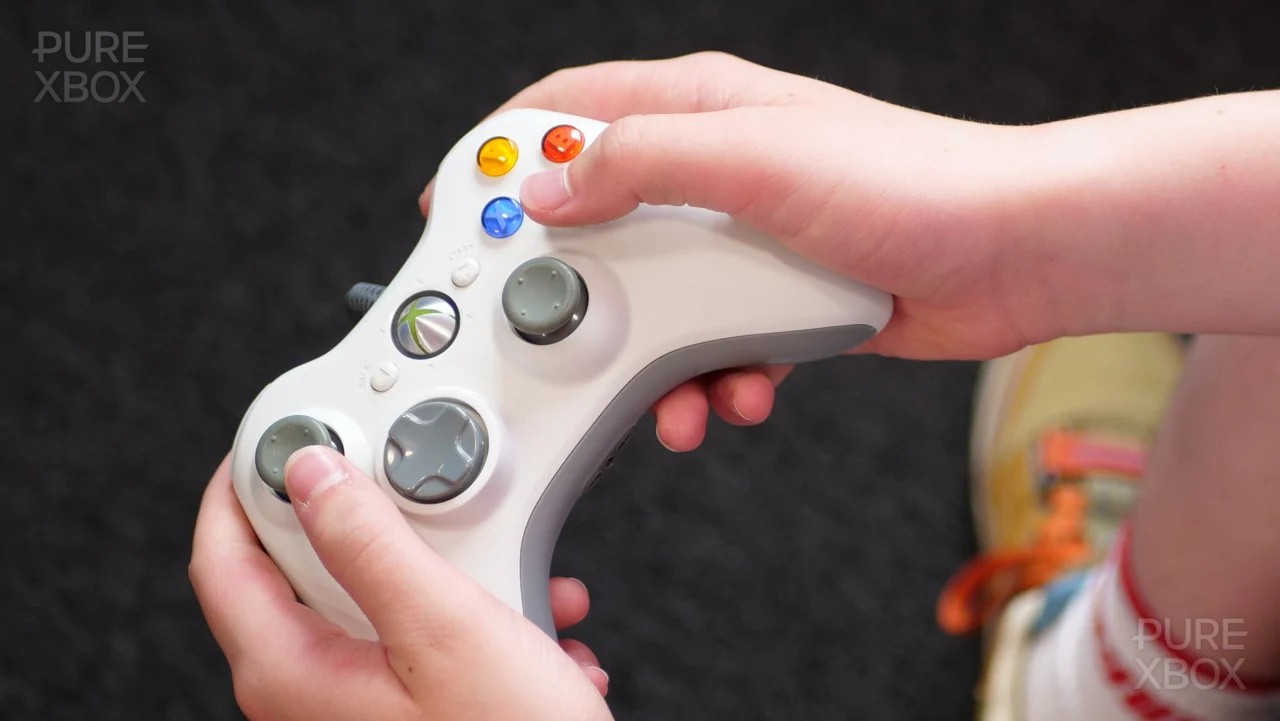 Xbox 360 Users Take To Social Media As Online Server Issues Persist ...