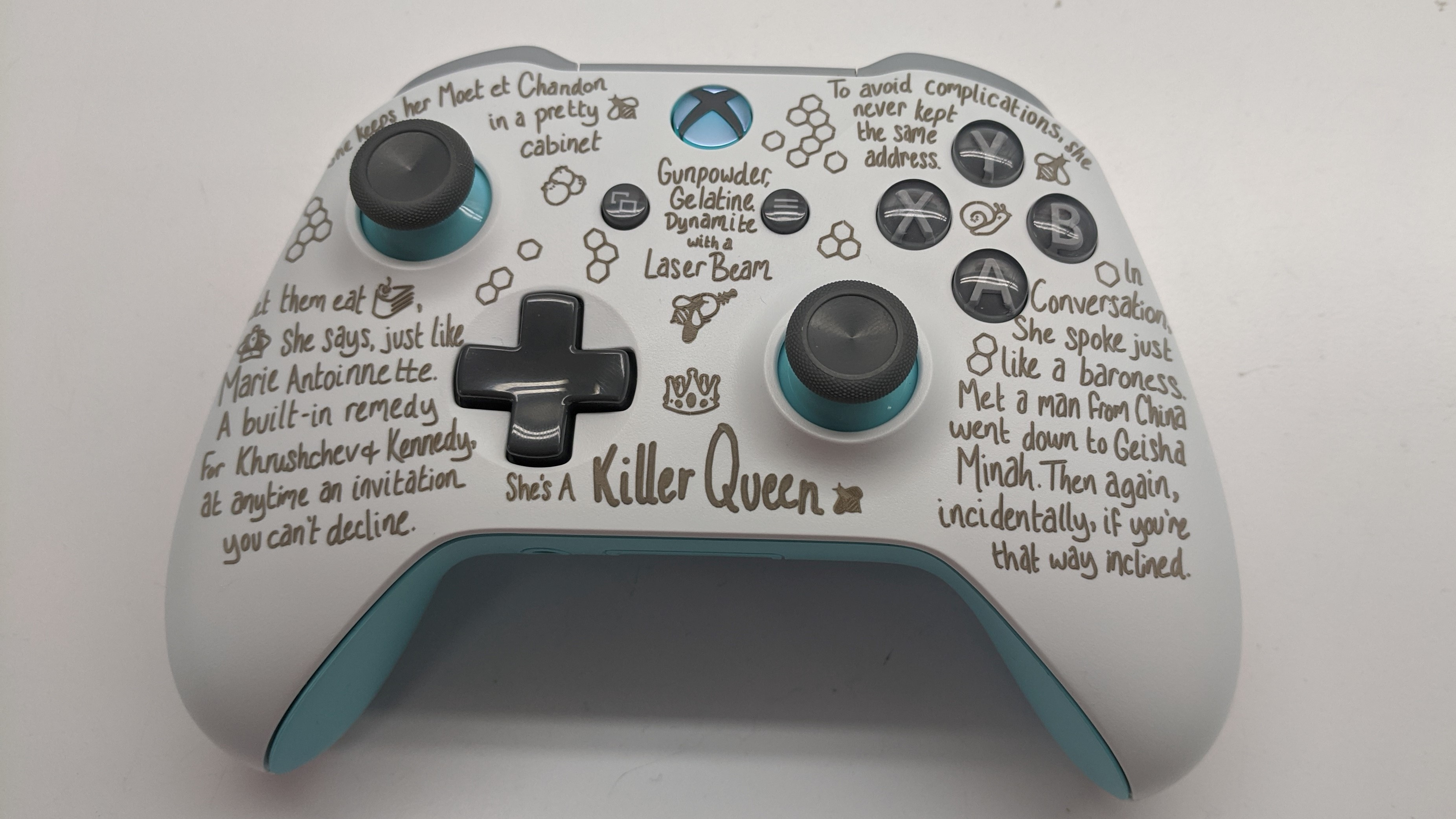Random: Xbox Fan Designs 'Killer Queen' Inspired Controller For Wife ...