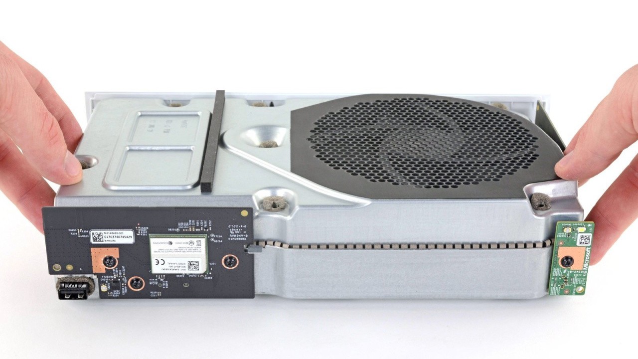 iFixit Is Now Providing Genuine Repair Parts For Xbox Series X|S ...