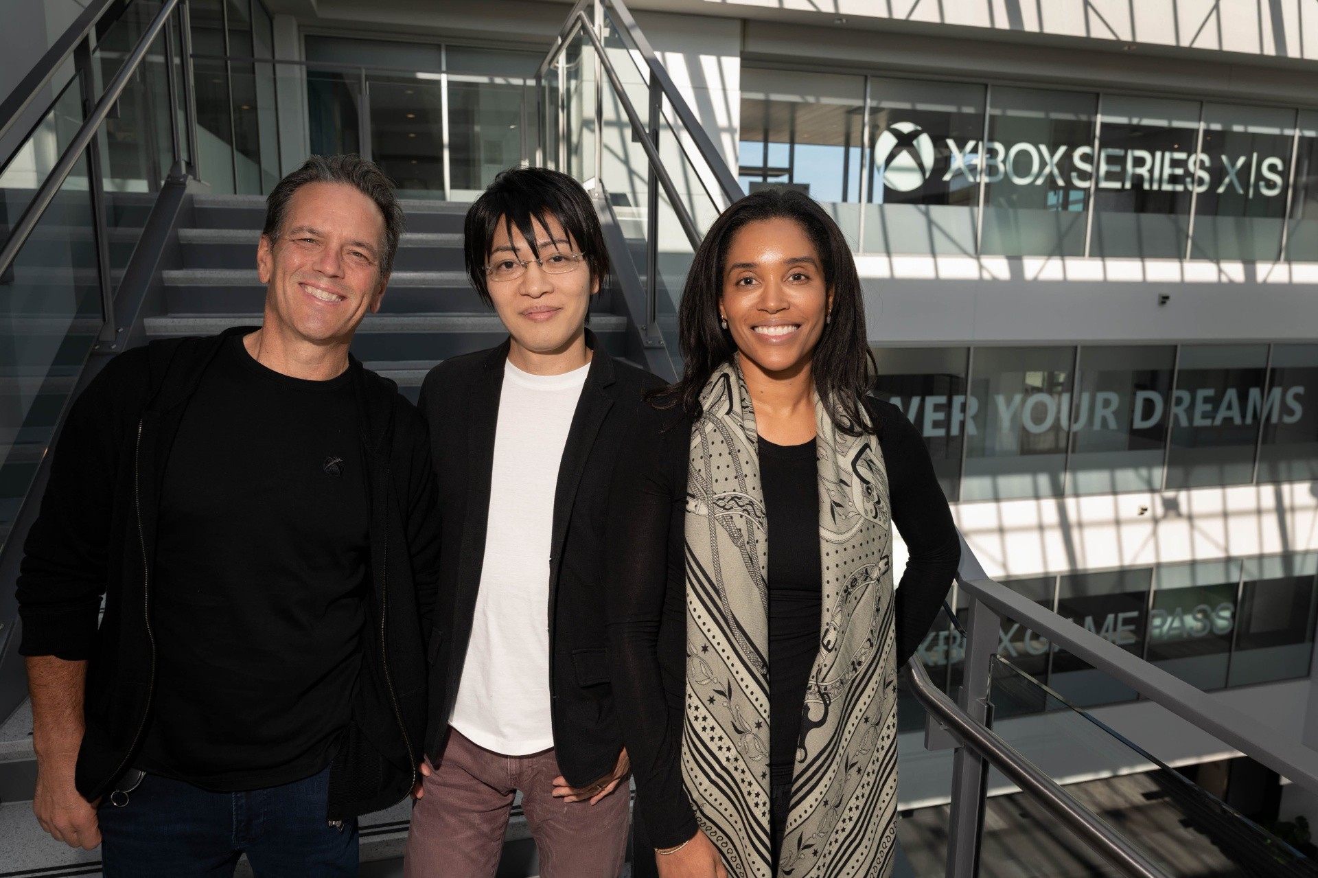 Square Enix Reinforces 'Close Partnership' With Xbox As FF7 Remake Director Visits Microsoft HQ ...