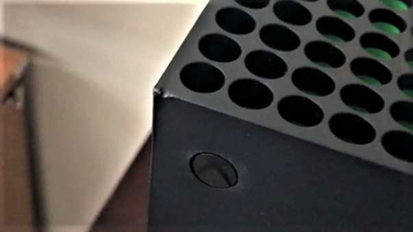 Random: Xbox Series X Owner Reports 'Dented' Console After Sending In ...